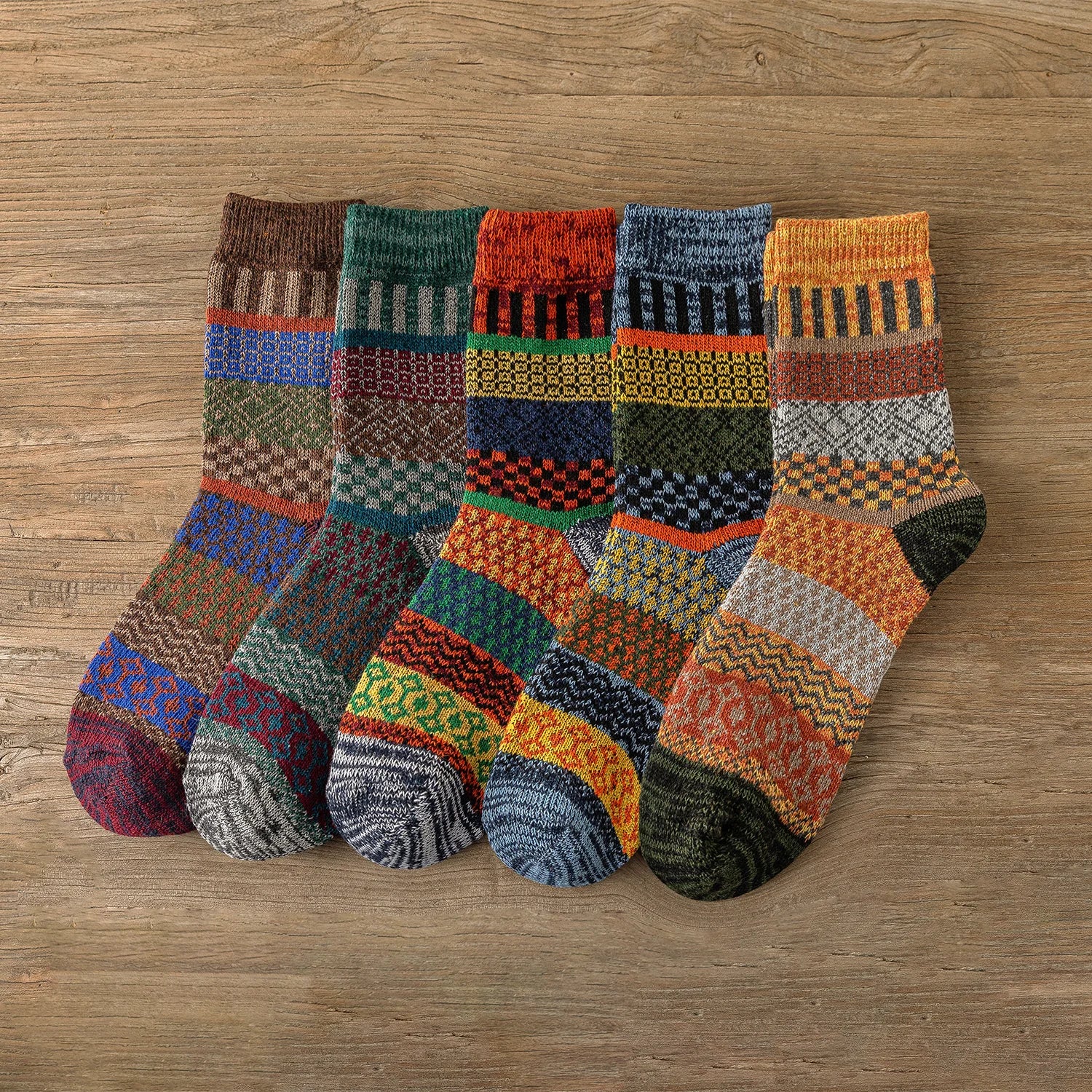 Men's Ethnic Crew Socks – Maison & Fitch